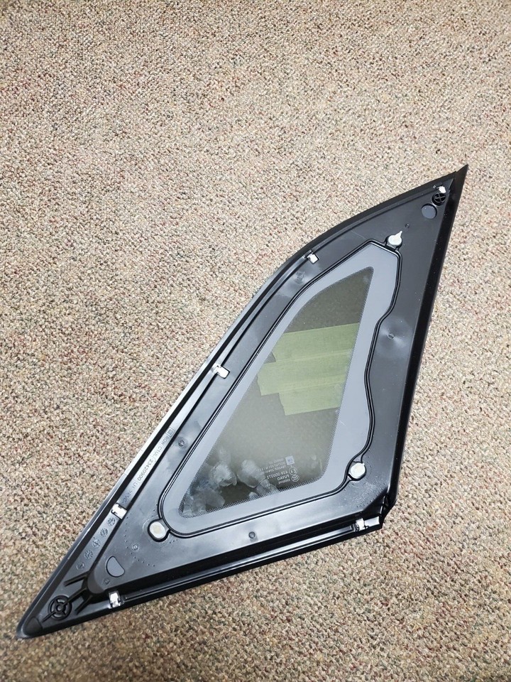 CADILLAC XT5 REAR LEFT DRIVER SIDE QUARTER WINDOW GLASS OEM 2017 - 2022 ...