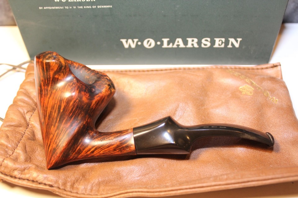 W.O.LARSEN HANDMADE IN DENMARK PIPE , STRAIGHT GRAIN , NEW IN ORIGINAL ...