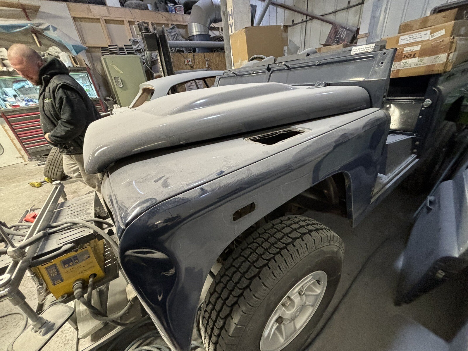 Land Rover Defender Front Wing Box N/S/Front Puma | eBay