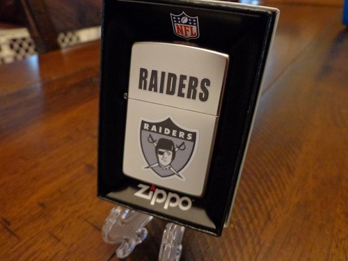 OAKLAND RAIDERS THROWBACK RETRO ZIPPO LIGHTER VINTAGE DESIGN NFL MINT ...