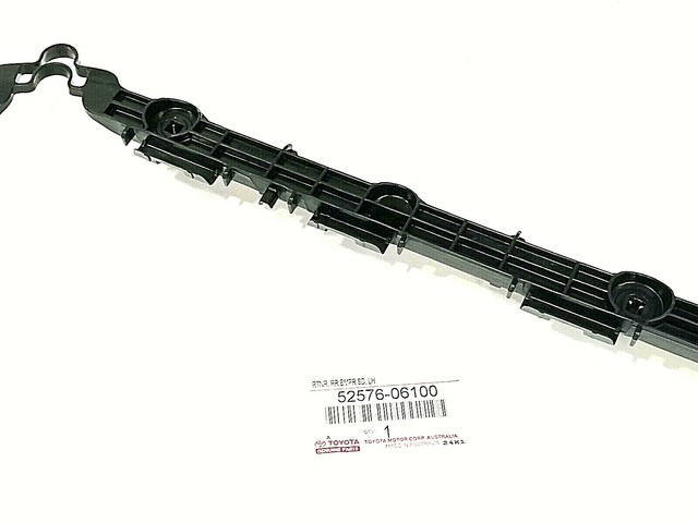 TOYOTA CAMRY SIDE RETAINER 52576-06090 GENUINE for sale online | eBay