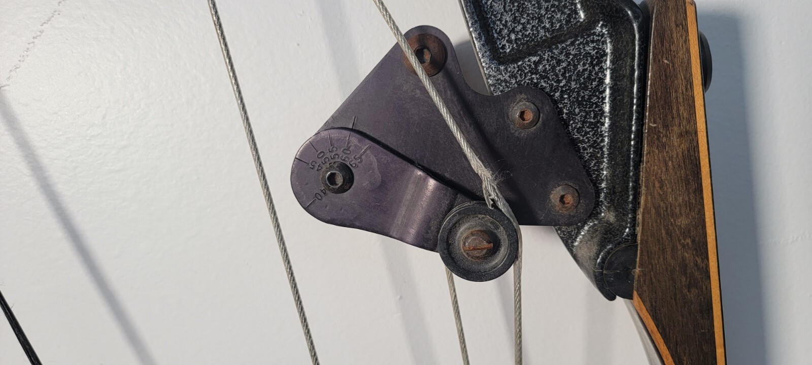 Bear Archery Compound Bow, Polar LTD Amo string length 39". Right ...