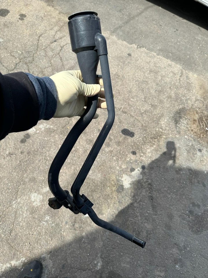 05 - 08 Toyota Tacoma Fuel Filler Neck Filler Pipe Assembly | eBay