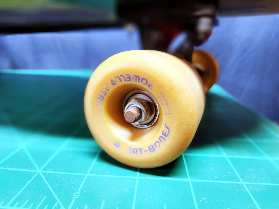 Retro! ~ (1986) Tracker / Lester Kasai / Oak Leaf / Complete Skateboard ...