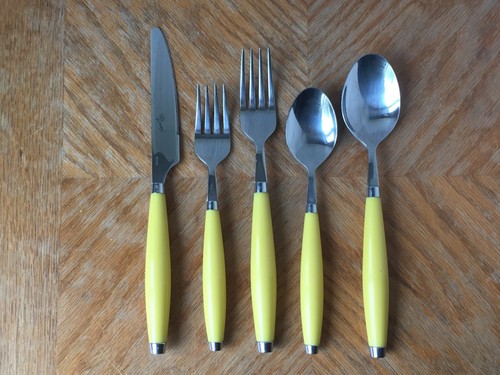 FIESTA FIESTAWARE Yellow Flatware Silverware Dinner 5-Piece Set Spoon ...