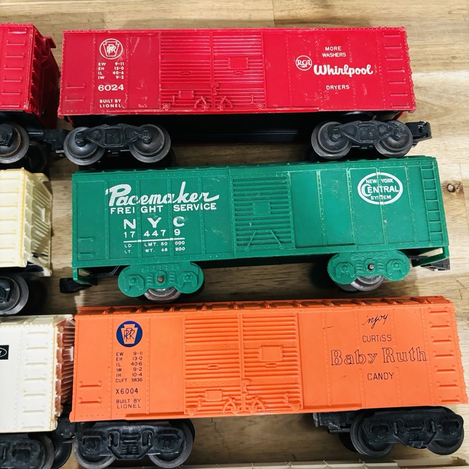 Lot of 18 Lionel O Gauge Freight Cars Boxcars Baby Ruth Motorcraft Toys ...