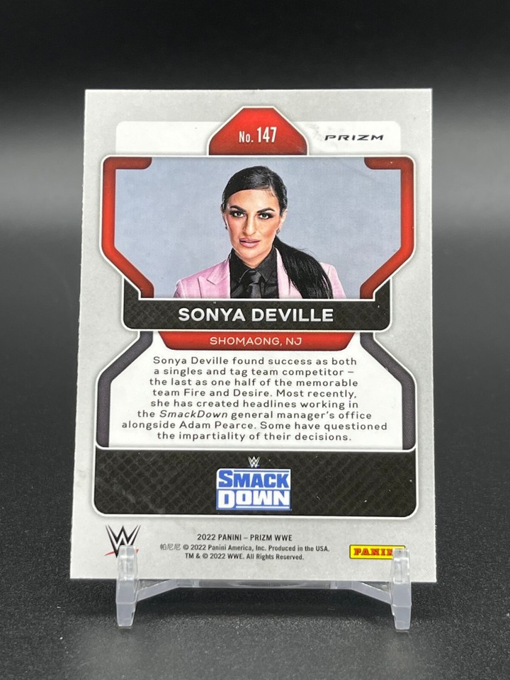 2022 Prizm WWE Red Wave Sonya DeVille Parallel Wrestling Free Ship | eBay