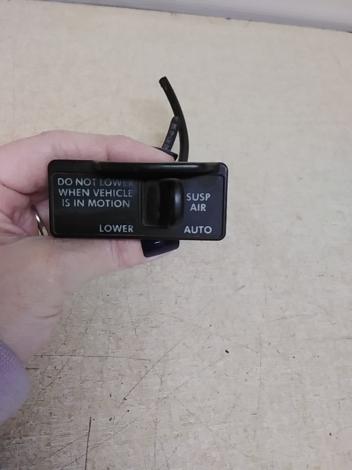 Genuine Freightliner GTD 3270-3 Dash Valve Suspension Dump Switch for ...