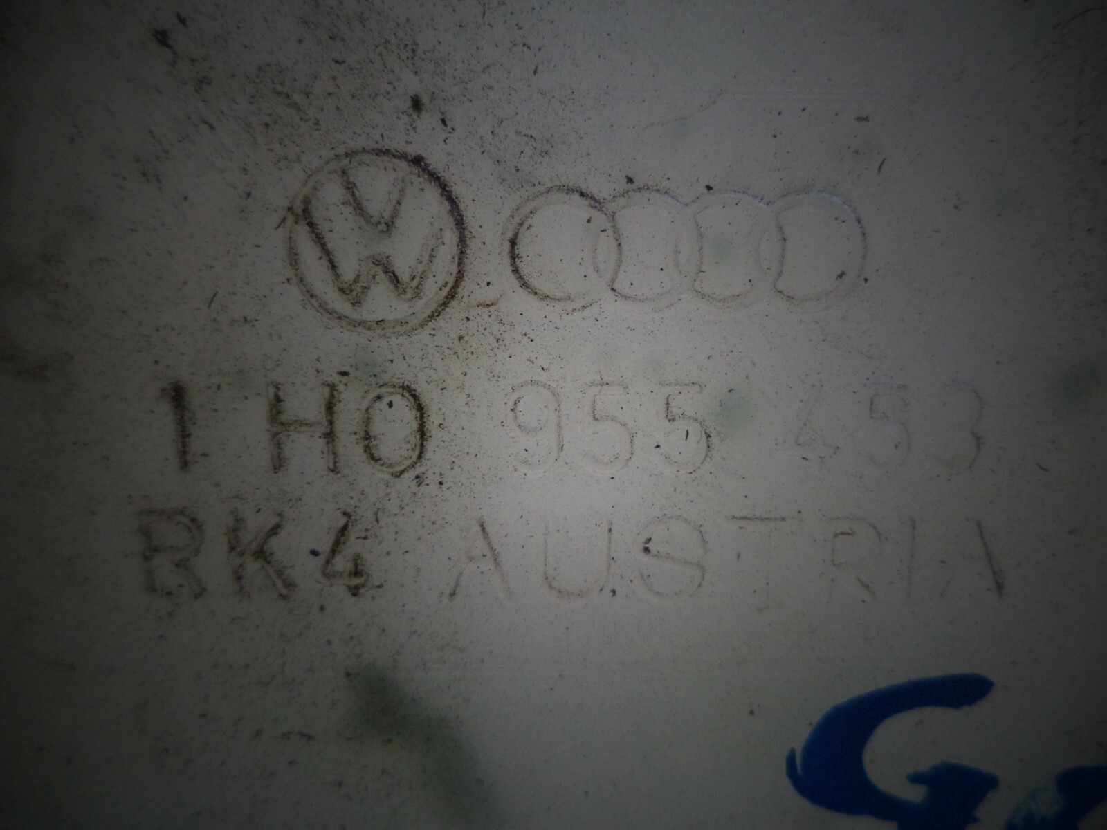 VW GOLF MK3.5 MK4 CABRIOLET ~ WINDSCREEN WASHER BOTTLE & MOTOR PUMP ...