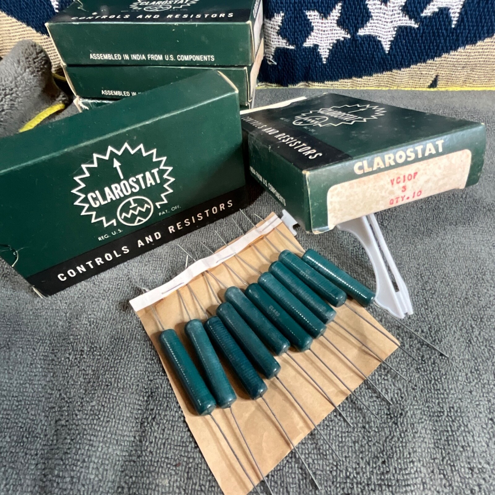 1 Vintage Box of 10 - Clarostat VC10F 3k Ohm WIRE-WOUND - Resistor’s ...