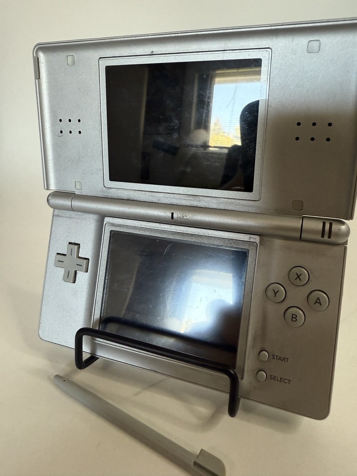 Nintendo DS Lite Silver Console Tested Pokémon Game Yellow Bottom ...