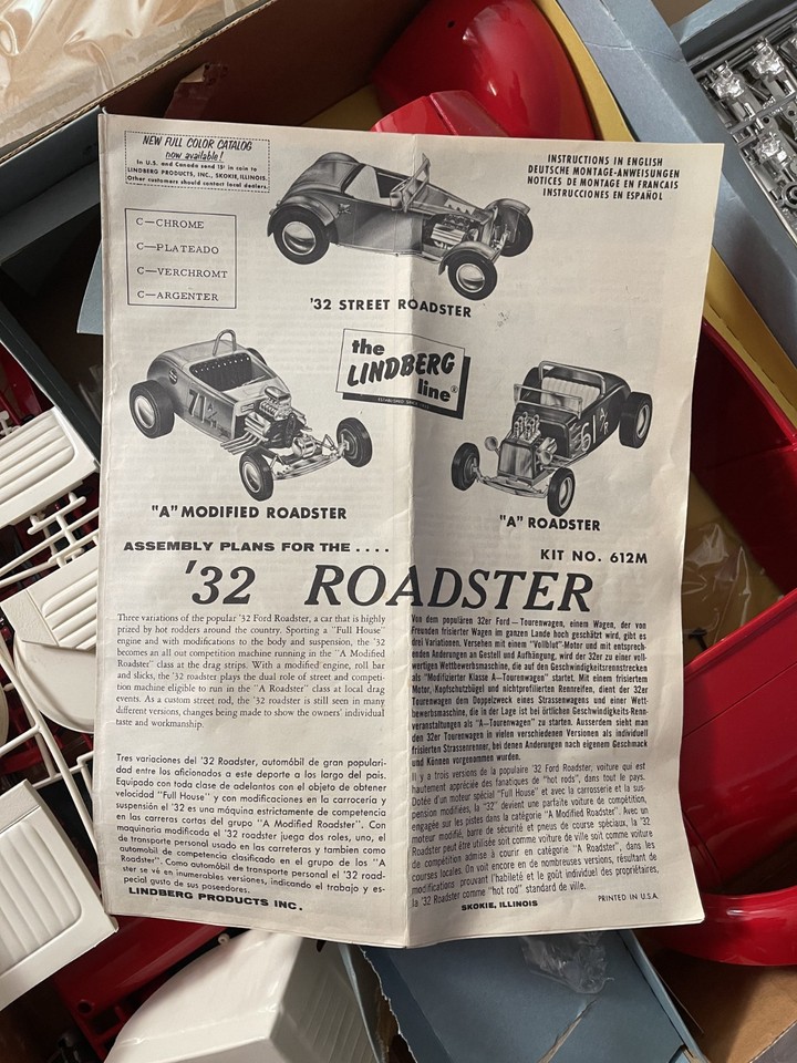 Vintage Monogram 1:8 The Big Deuce Classic '32 Ford Roadster Model Kit ...