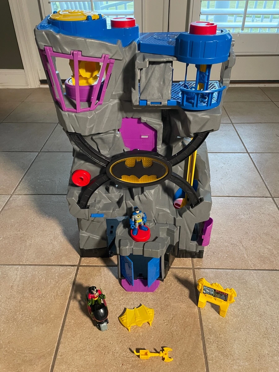 Imaginext Batcave