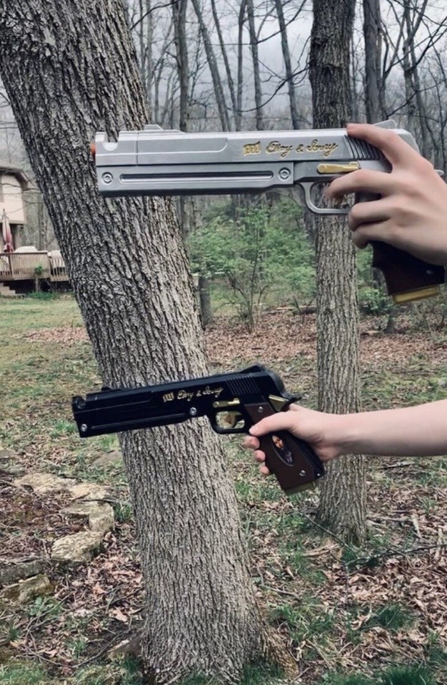 DMC Pair Ebony & Ivory Pistol Hand Cannon Cosplay Costume Prop Replica ...