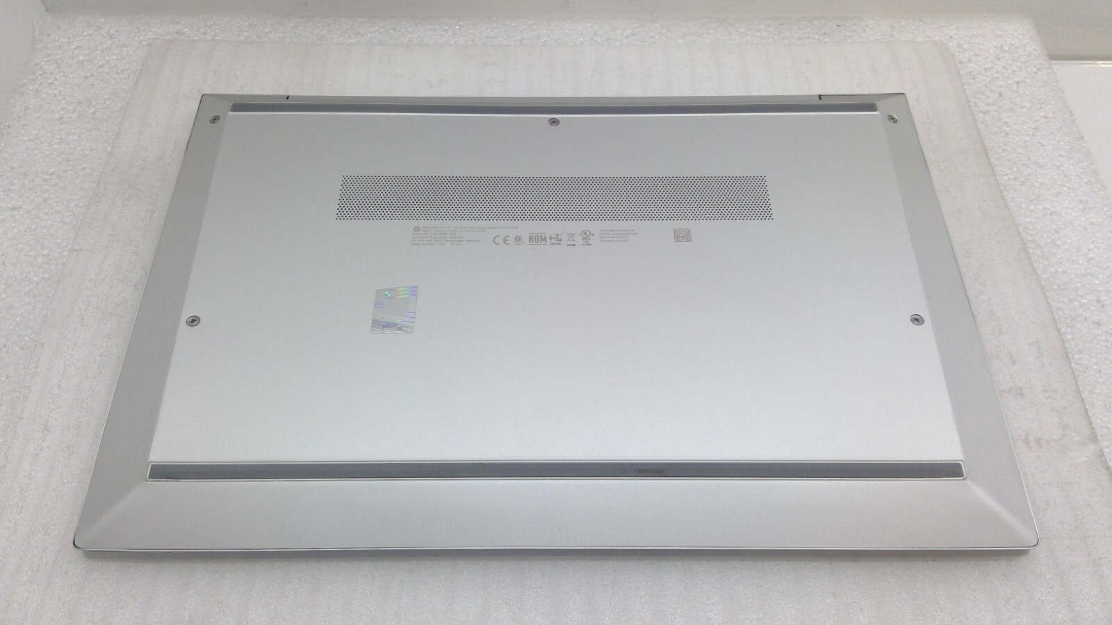 HP EliteBook 840 G8 14" i5-1145G7@2.6GHz 16G RAM 256GB SSD Win11 B22No ...
