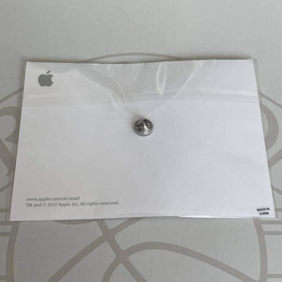 Apple London 2012 Olympics Commemorative Badge Unopened Black Pin ...