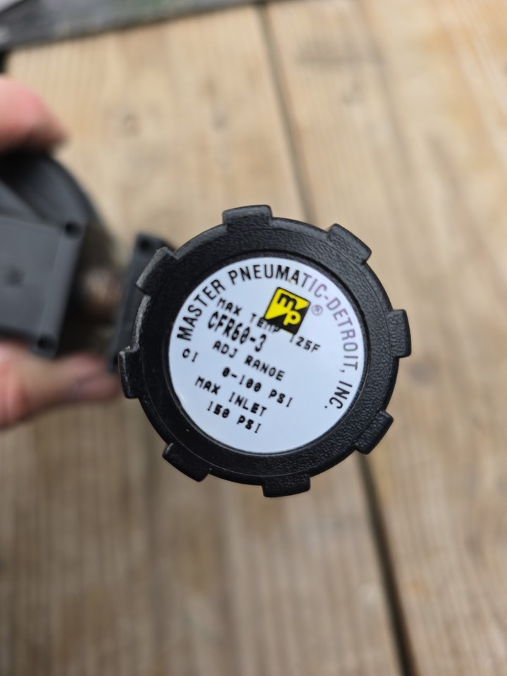 Master Pneumatic Detroit Filter Regulator Lubricator Combination 1/2 ...