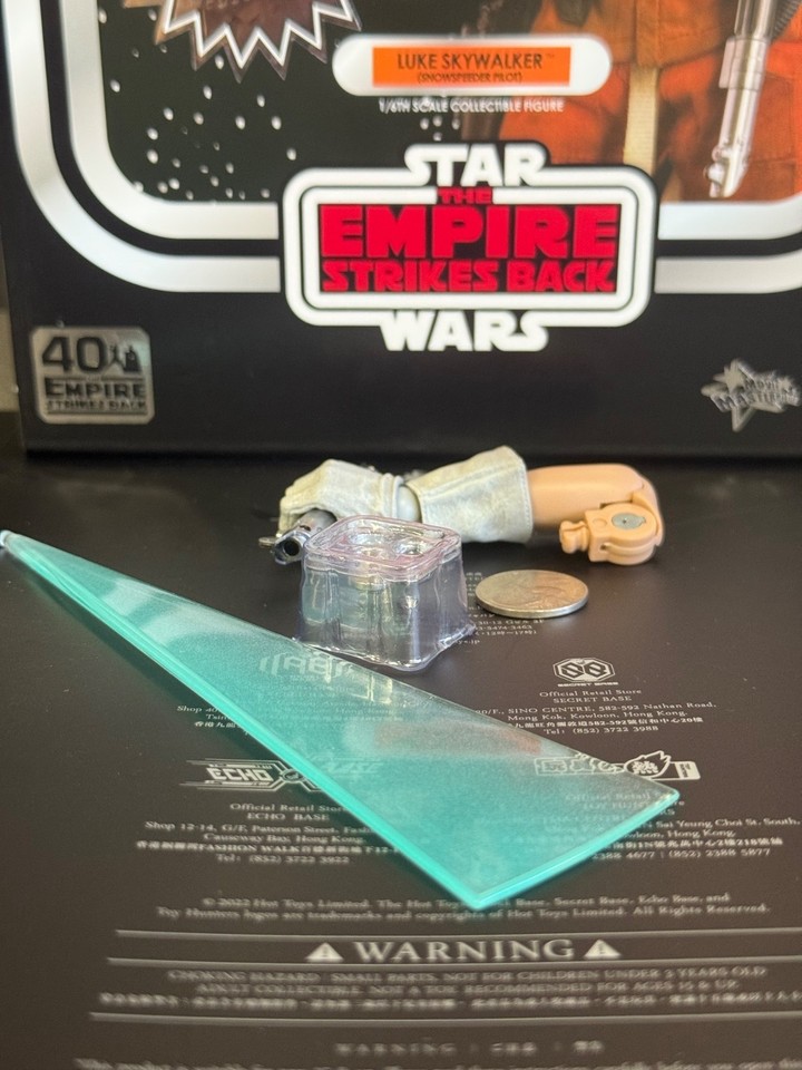 HOT TOYS 1/6 LUKE SKYWALKER SNOWSPEEDER PILOT - LIGHT SABER HOLDING ARM ...