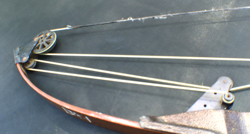 Vintage Archery Bow Bear Whitetail Hunter AMO Compound String Length 39 ...