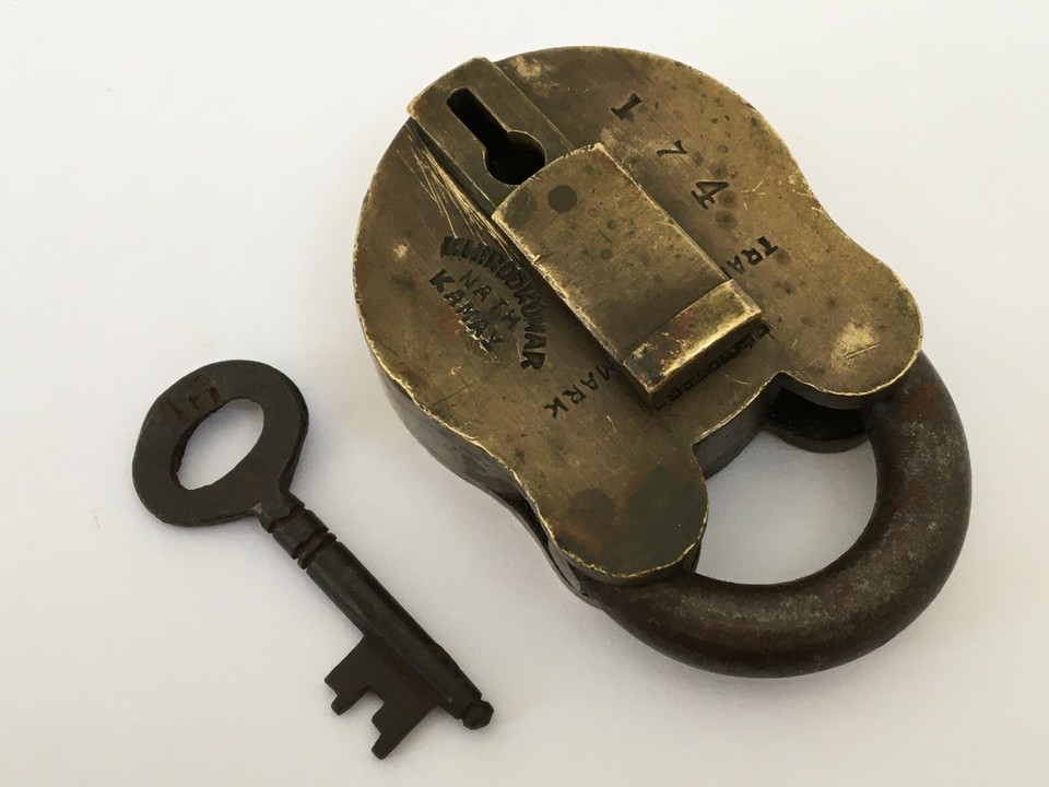 Lock Old Vintage Brass lock With Key Rich Patina Collectible Trade Mark ...