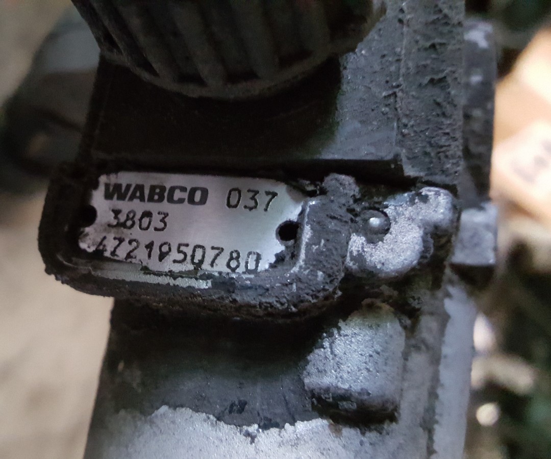 Wabco HALDEX Brake Relay Valves Assy 9730110230 4721950790 4721950780 ...