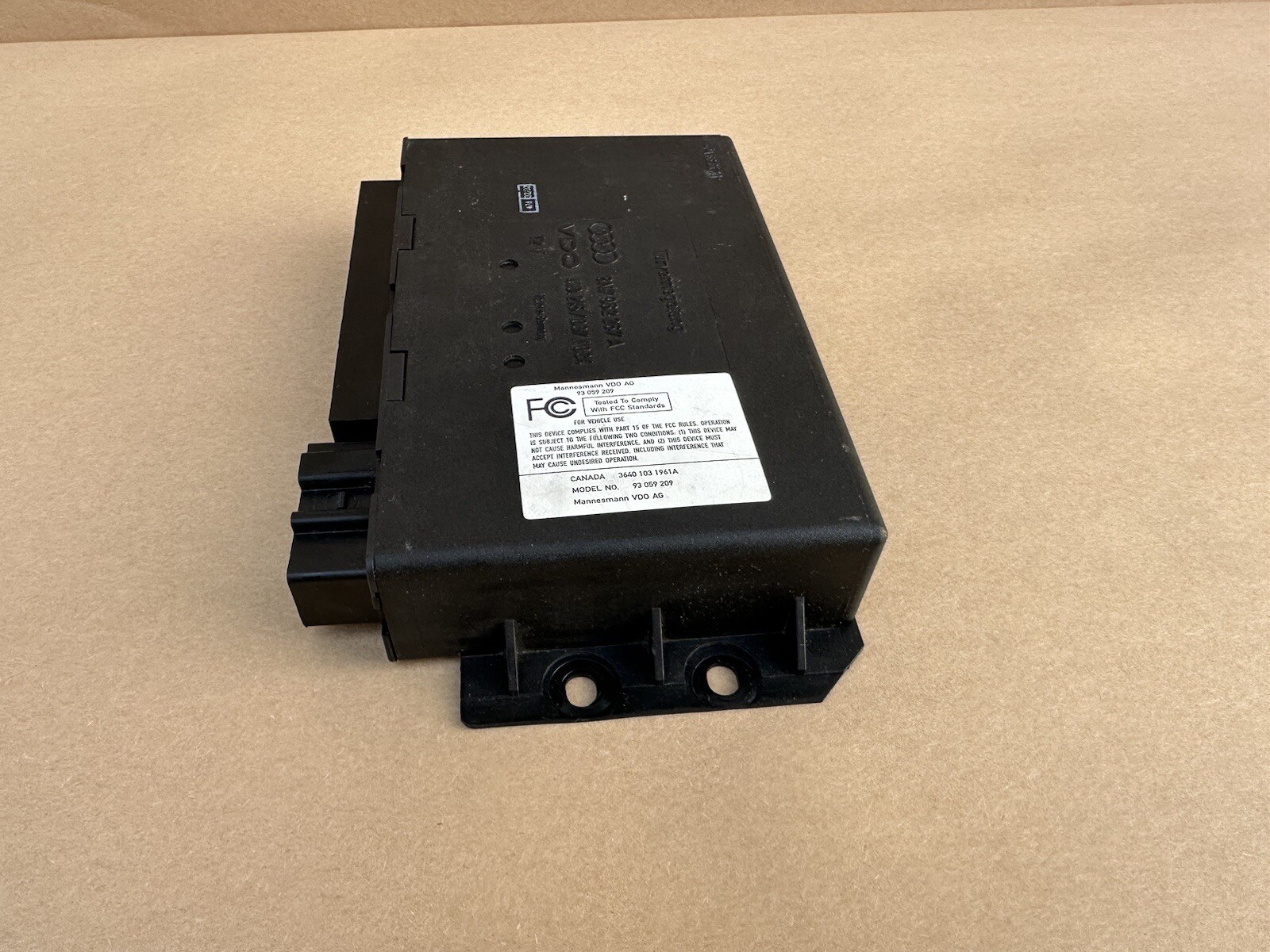 2001 Audi TT Comfort Control Module Ccm 8N7962267A for sale online | eBay