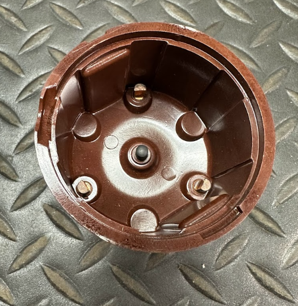 Bremi Distributor Cap - 1235 522 130 / 8029 - Fits Saab 3 Cyl Eng. 93 ...