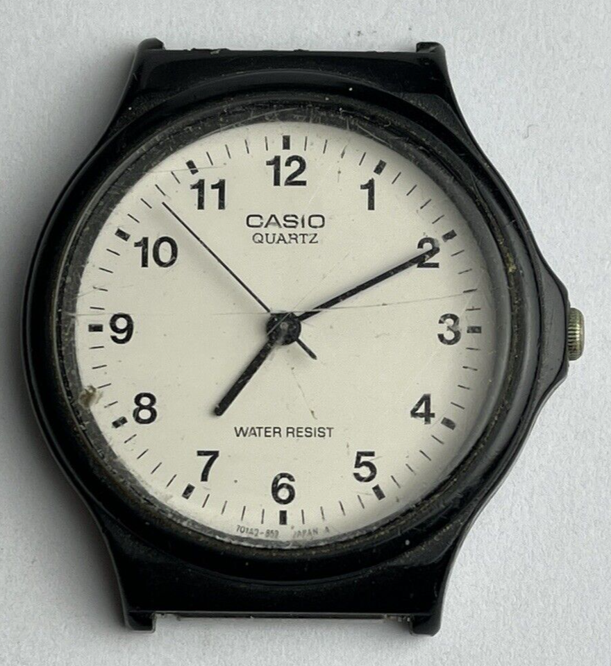 RELOJ CASIO 381 MQ-24 NO FUNCIONA PARA PARTES ( CAJA ROTA ) | eBay
