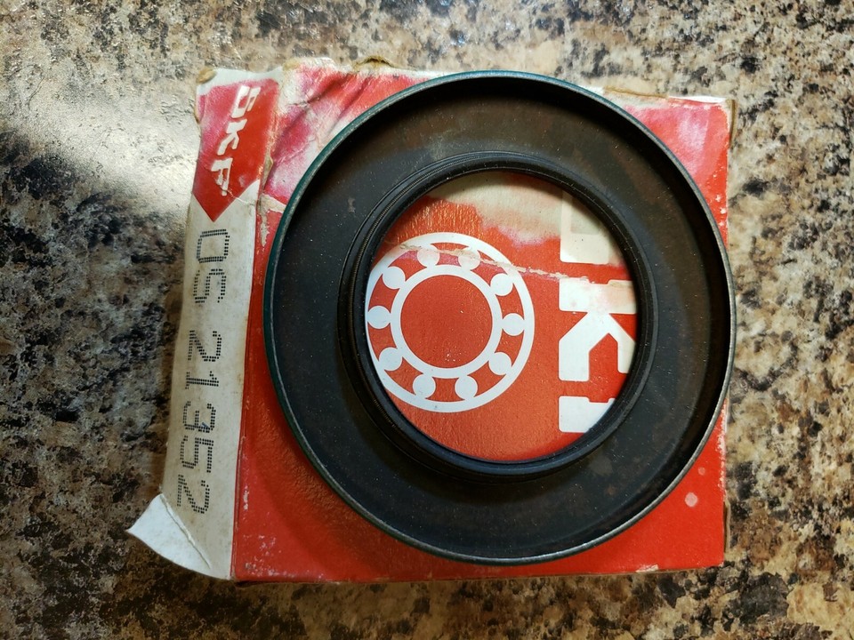 NOS GENUINE SKF CR 21352 TRANSFER CASE OUTPUT SHAFT SEAL REAR FREE ...