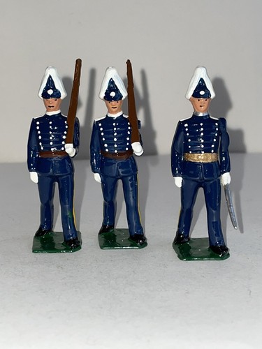 Vintage Lead Britains Ref 2035 - Svea Lifeguards w/ Officer - Swedish ...