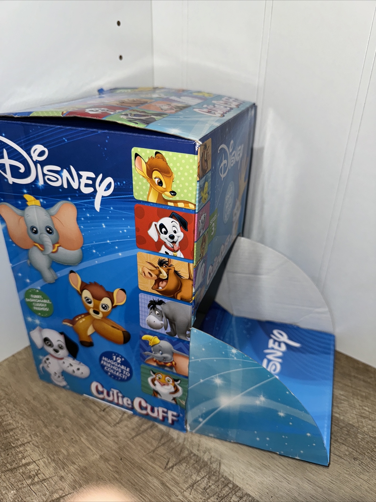 ONE Unopened Disney Cutie Cuff Snap Hug & Go Series 3 for sale online ...