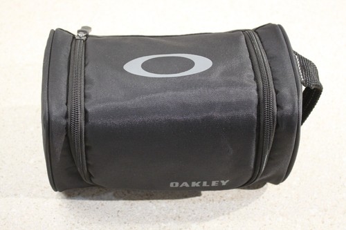Oakley Goggle Bag 9" X 4.5" X 4.5" Vented Zipper Bag w/ Handle 3526 Z2 ...