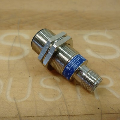 Sensors - Inductive Proximity Sensor 24Vdc