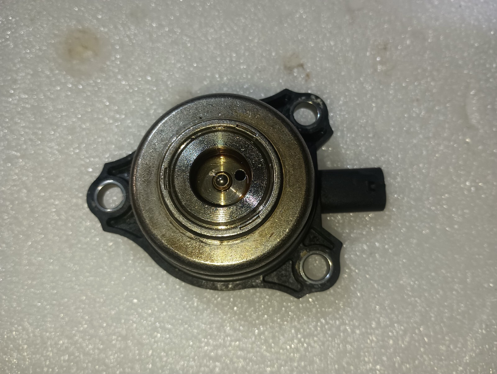 OEM MERCEDES-BENZ A2720510177 ENGINE CAMSHAFT ADJUSTER MAGNET | eBay