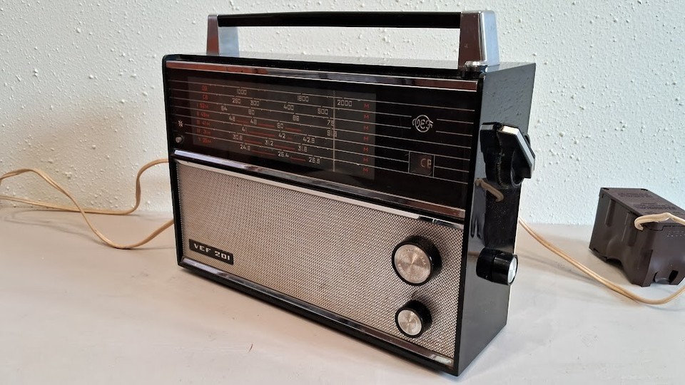 Vintage Soviet Transistor Portable Radio VEF 201 Power unit Latvia USSR ...