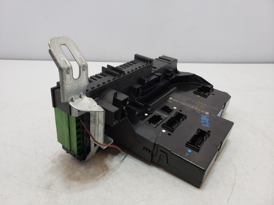 10-16 OEM Mercedes W204 C250 C300 Rear SAM Module Relay Fuse Box | eBay