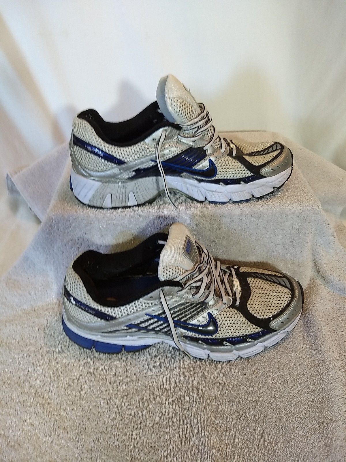 Nike Mens Preowned Structure 11 White/Blue Running Sh… - Gem