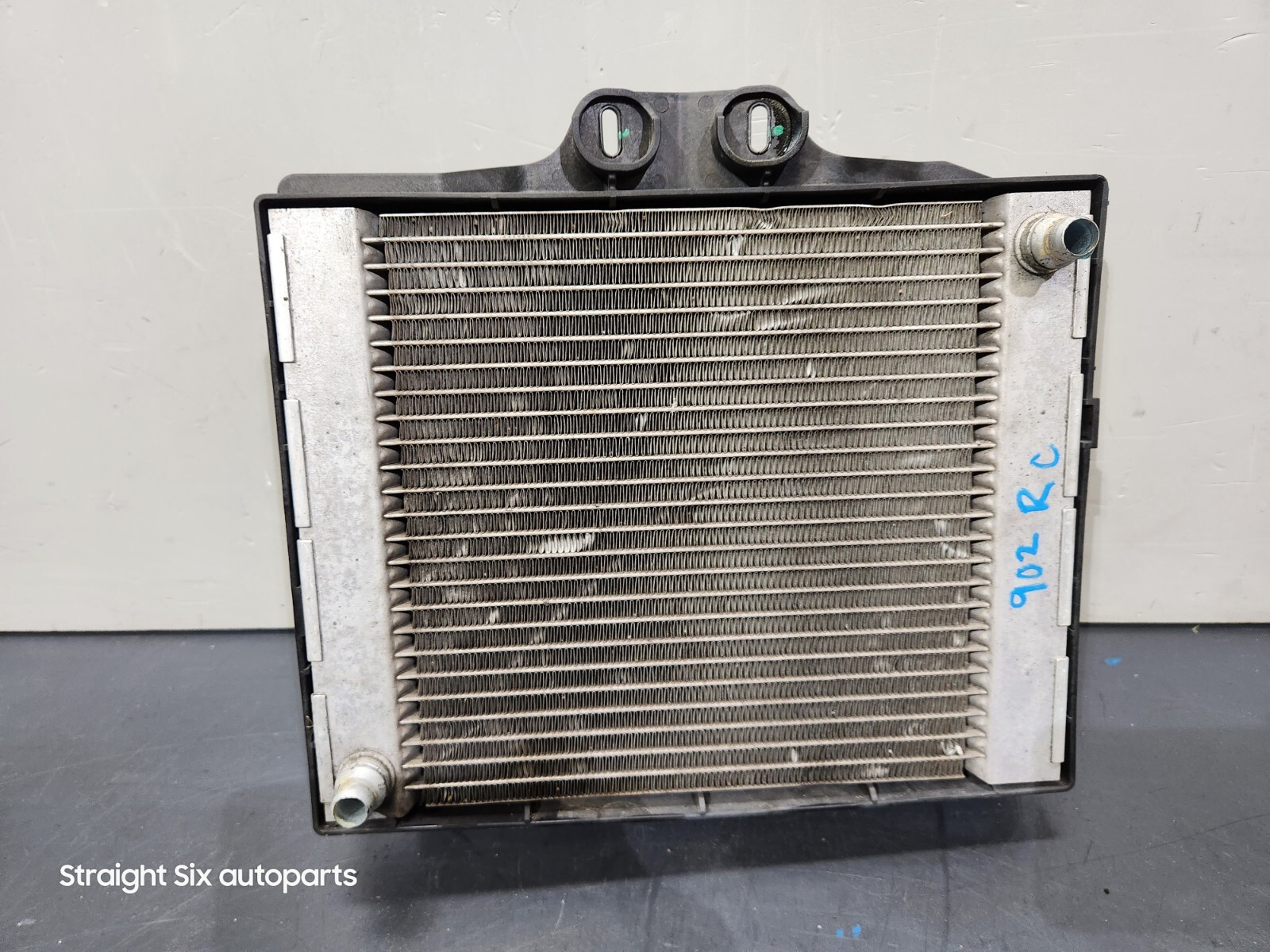 12-19 OEM BMW M6 F06 F13 M5 F10 S63 Right Secondary Auxiliary Radiator ...