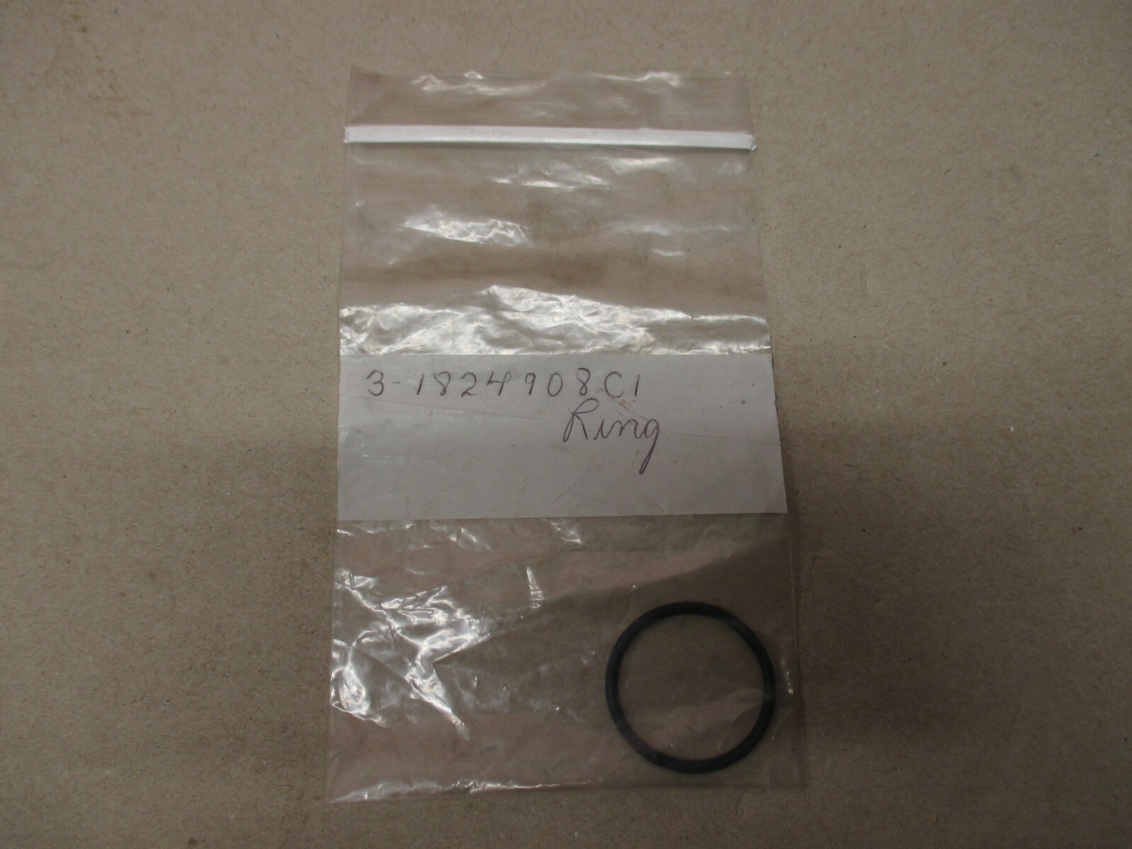 DETROIT DIESEL 1824908C1 O-RING OEM TRUCK PARTS DT466 NOS | eBay