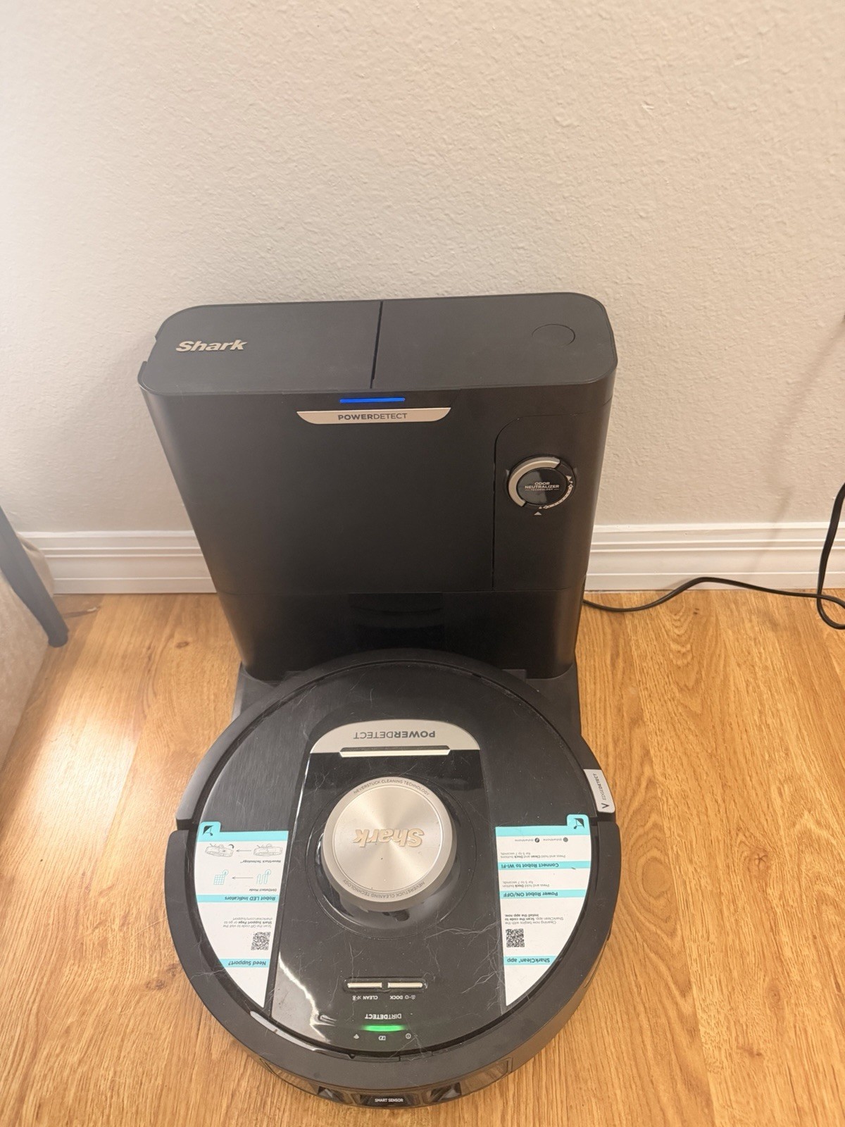 Shark RV2820AE Detect Pro Robot Vacuum Wi-Fi Self-Empty HEPA Clean | eBay