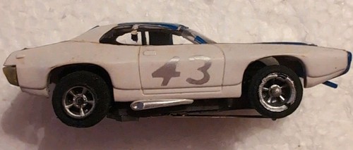 Aurora AFX Plymouth Road Runner Slot Car #43 HO Scale | eBay