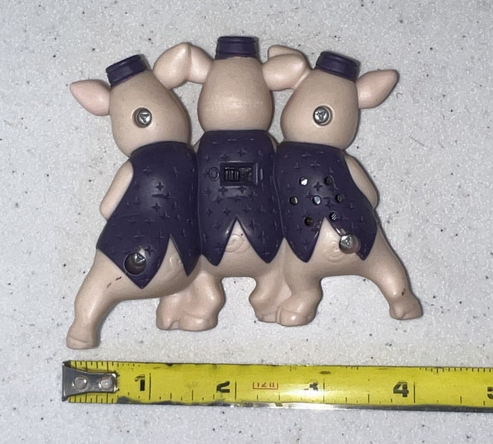 2010 Shrek 4 Action Figure Three Little Pigs | eBay