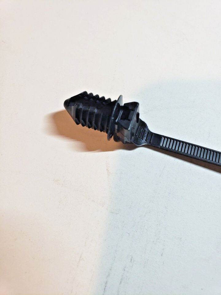 15 QTY AVERY FIR TREE PUSH MOUNT M10 3/8 HOLE CABLE ZIP NYLON TIES 8.3 ...