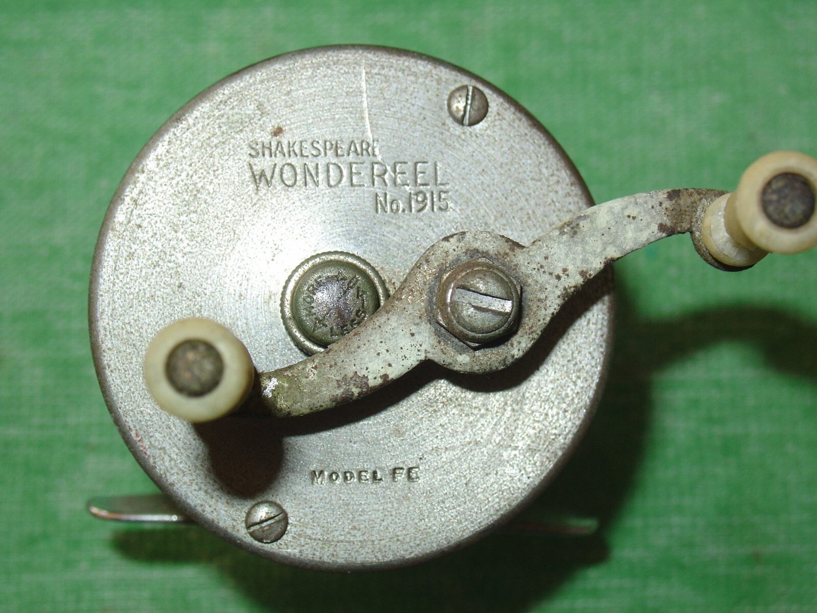 VINTAGE SHAKESPEARE WONDEREEL No.1915 MODEL FE LEVEL WIND FISHING REEL ...