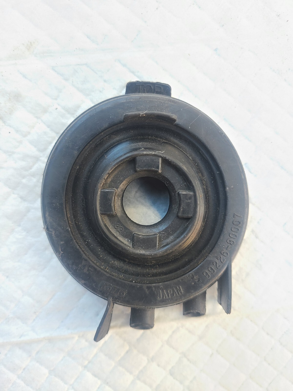 Suzuki Gsxr Sv650 35125-77A00 Headlight Socket Cover Seal Koito 99226 ...