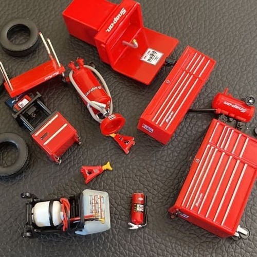 Snap-on Miniature Tool Box garage series Red interior ornament Diorama ...