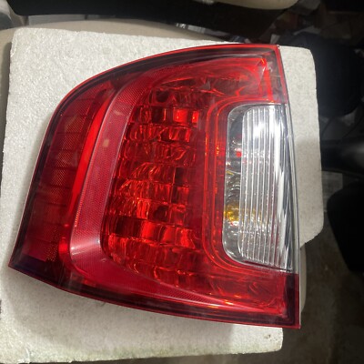 2011-14 Ford Edge Driver side (L) Tail light. Genuine OEM | eBay