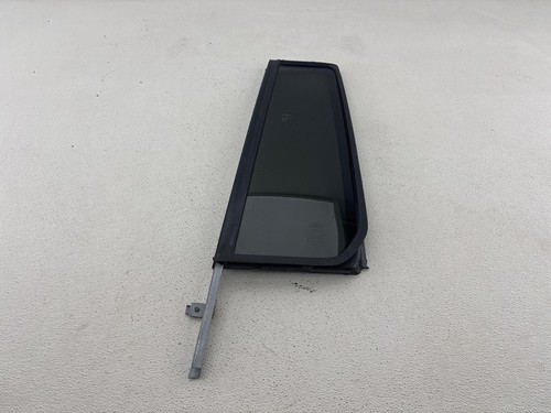 2010-2016 Land Rover LR4 Left Rear Door Vent Glass OEM | eBay