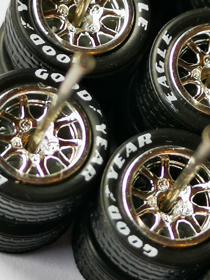 Hot Wheels 10 SPOKE GOOD YEAR Rubber Tire 12 sets 3 COLORS 10/12 MM ...