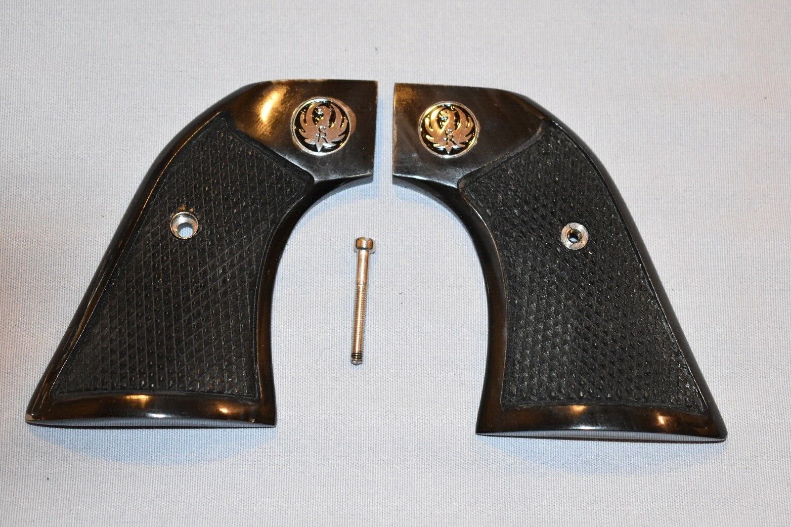 CHECKERED BUFFALO HORN / STAG GRIPS FOR A RUGER NEW MODEL VAQUERO | eBay